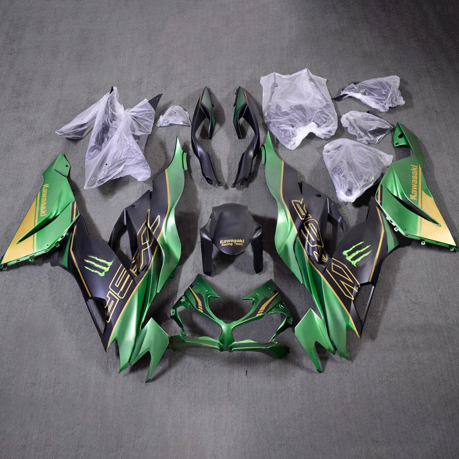 Amotopart 2019-2023 Kawasaki ZX6R Green Black Gold Fairing Kit