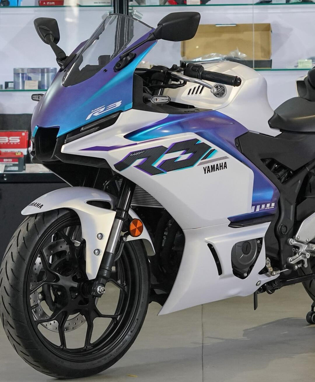 Amotopart 2025-2026 Yamaha YZF R3 YZF R25 White Blue Fairing Kit